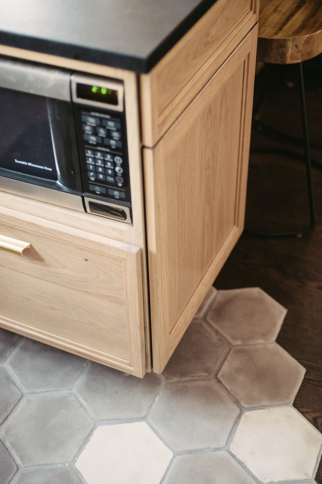 Kitchen Design: Hexagon , Contemporary but Warm – Rustic Elegance ...